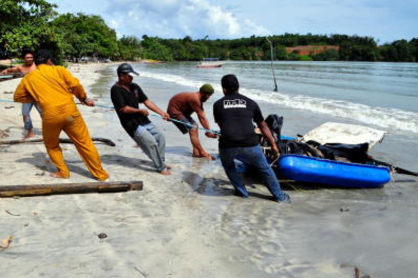 Sembilan Mayat Mangsa Bot Karam Ditemui Di Pantai Teluk C - Semasa | mStar