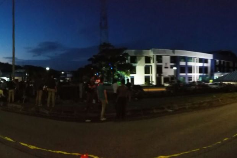 Petugas Media Berkumpul Di IPD Sepang - Semasa | mStar