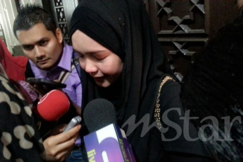Sebak Siti Nurhaliza, Tiada Dendam Terhadap Sharifah Aini - Hiburan | mStar