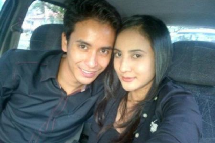 Pernikahan Azza (Elite) Ahad Ini Tanpa Majlis Bertunang - Hiburan | mStar